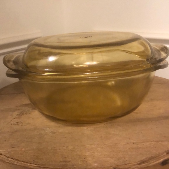 dynaware | Kitchen | Vintage Dynaware Pyrorey Covered Casserole | Poshmark